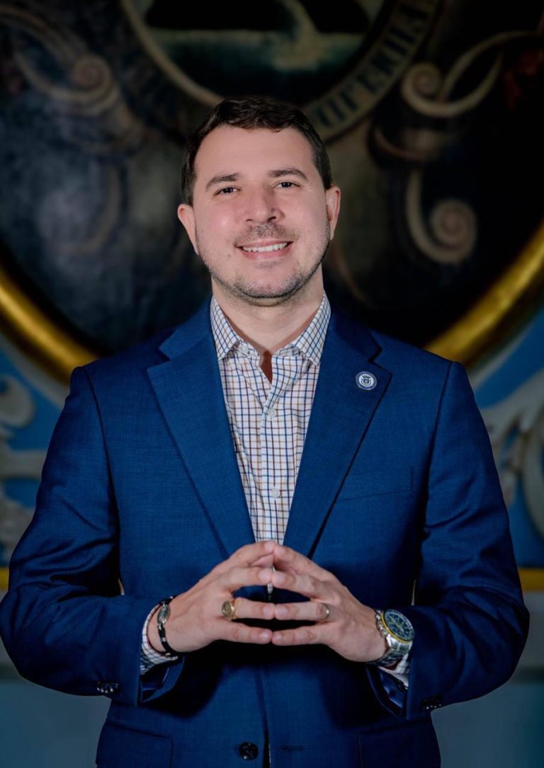 Alcalde Miguel Romero Lugo designa a Joel A. Pizá como nuevo director ...