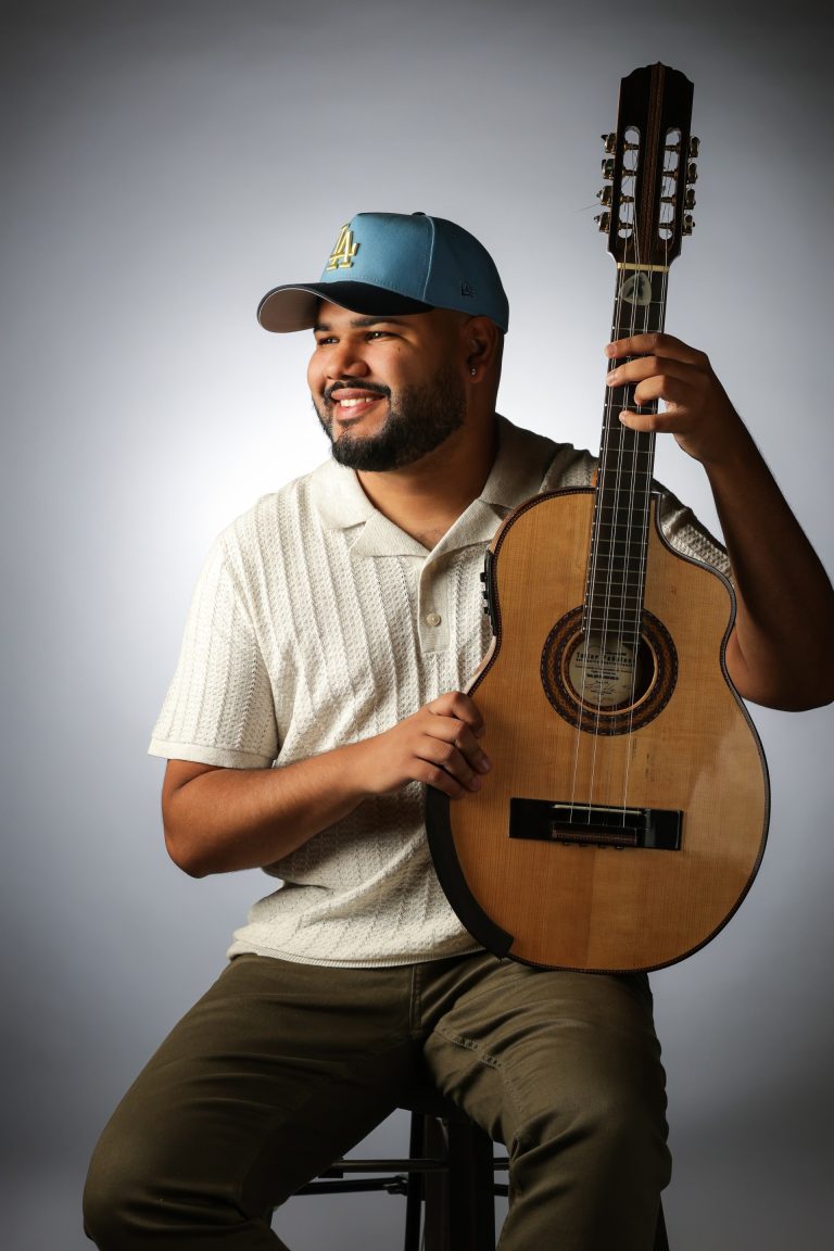 Jesús Algarín lanza “Dímelo Algarín Vol. 2”, un puente musical entre ...
